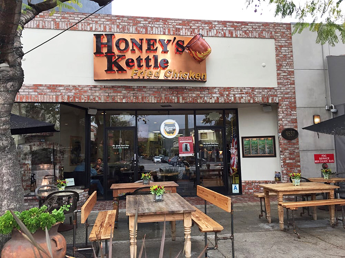 The outdoor seating area &ndash; where Californians can enjoy perfect fried chicken while pretending they're still health-conscious.