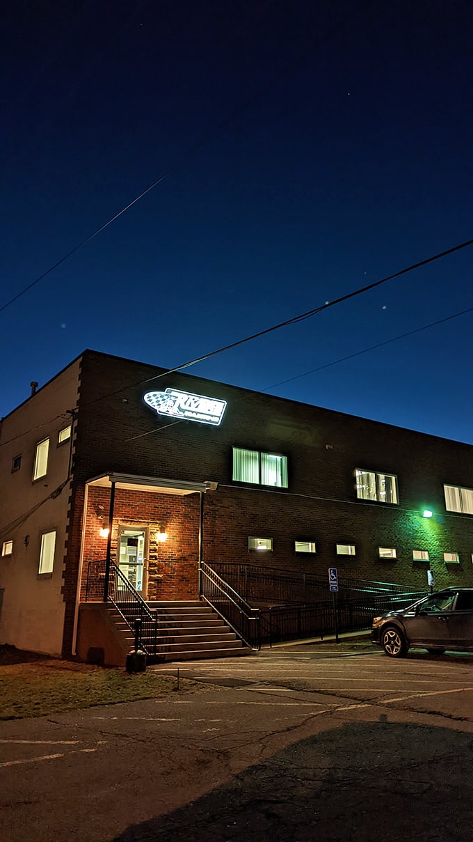 The main track in all its glory &ndash; a playground for the speed-obsessed. Where office managers transform into racing legends every weekend. 