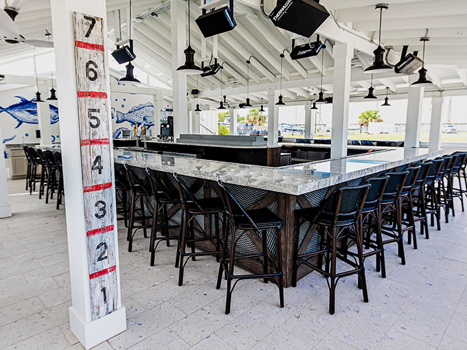 The wraparound bar with its tide-marker post isn't just clever decor&mdash;it's where the best seafood intelligence is shared among those in the know.