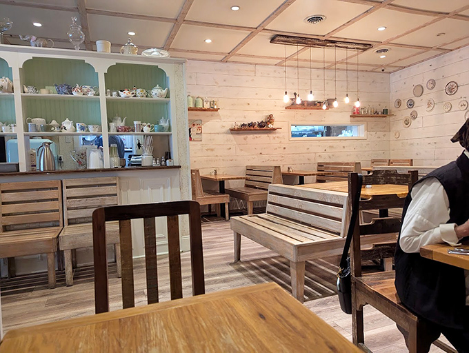 Whitewashed walls and natural wood create a coastal calm that makes you want to linger long after your plate is clean.