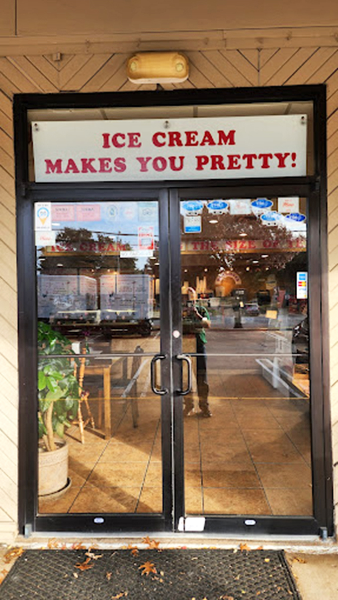 The exterior may be humble, but like all great food destinations, it's what's inside that counts&mdash;and what's inside is frozen magic. 