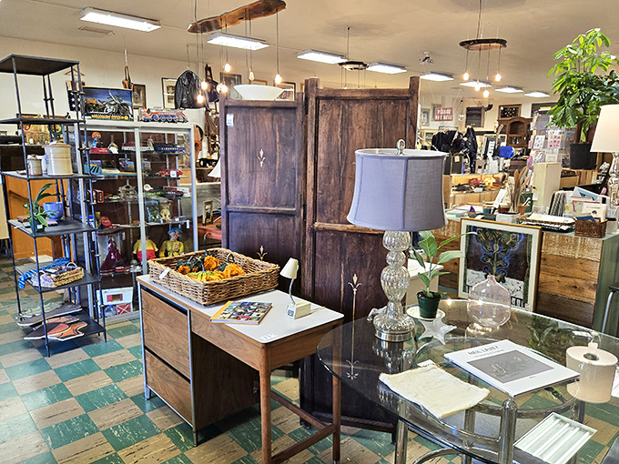 The exterior's bold "RERUN&sup2;" sign promises exactly what it delivers&mdash;a second chance for objects with plenty of stories left to tell. 