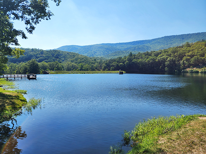 Blue water, green mountains, clear skies&mdash;Mother Nature showing off her color coordination skills at their finest.
