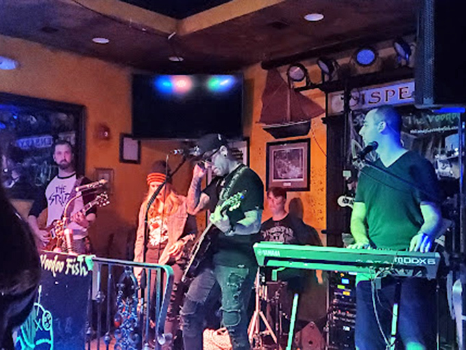 Seared tuna, artfully plated with a drizzle of sauce &ndash; proof that this Irish pub has culinary ambitions that stretch far beyond the Emerald Isle. 