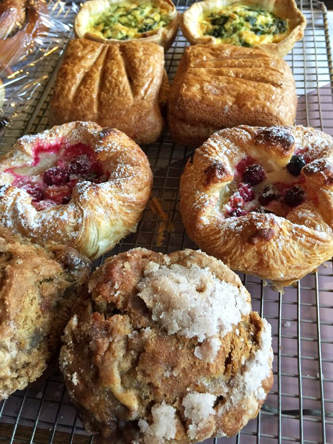 The exterior might whisper "neighborhood joint," but locals know it screams "breakfast institution" in the language of perfect pancakes and coffee.