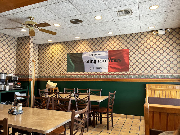 The Italian flag proudly announces a century of serving Charleston. Some restaurants chase trends; others become institutions by simply being consistently excellent.