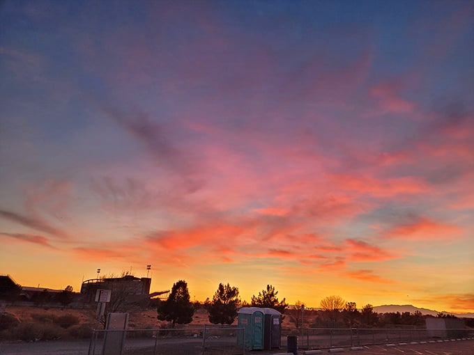 Vegas sunsets: the one show that never disappoints. Nature's nightly finale paints the sky in colors that would make even the Bellagio fountains jealous.