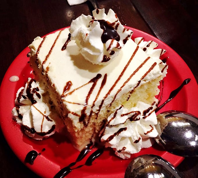 Bright walls, industrial touches, and happy diners—the recipe for a neighborhood spot that feels both authentic and welcoming.