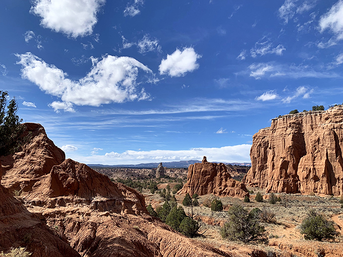 Nature's amphitheater spreads out before you, proving that Utah's best views aren't on any screen &ndash; they're right outside your car window.