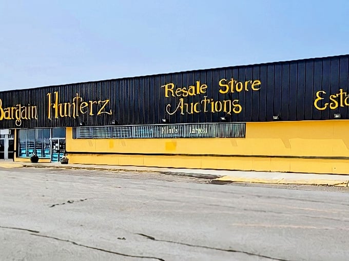 The bright yellow and black facade of Bargain Hunterz isn't subtle &ndash; it's like Vegas for the thrift-savvy shopper!