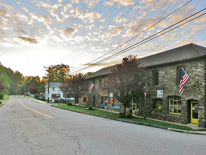 That majestic weeping willow could tell stories of Chester's past&mdash;nature's own welcome committee for this riverside gem.