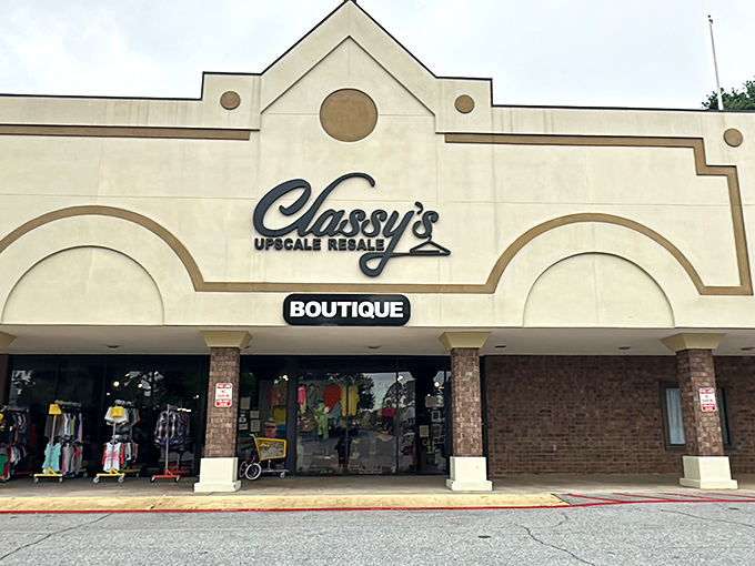 Classy's facade promises "upscale" without the upturned noses. Thrifting with a side of sophistication awaits behind those brick columns.