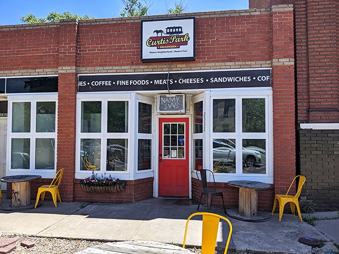 The bright red door at Curtis Park Delicatessen practically screams "sandwich paradise inside!" Like finding the ruby slippers of the deli world.
