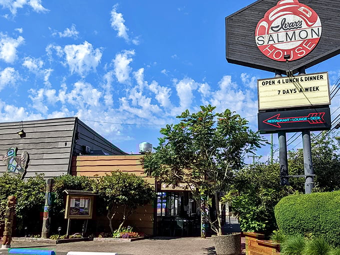 Ivar's iconic red salmon sign has been Seattle's seafood beacon since 1938. Like a lighthouse for the hungry and hangry alike.