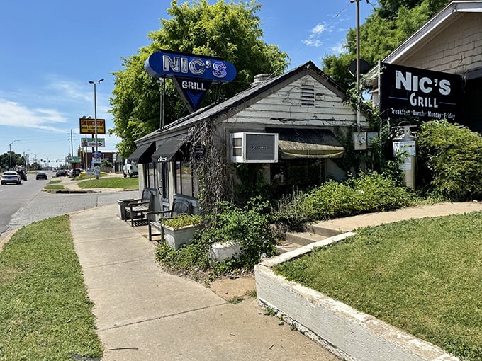 Nic's Grill: Don't let the humble exterior fool you&mdash;this tiny Oklahoma City landmark houses burger greatness that's worth every minute in line.