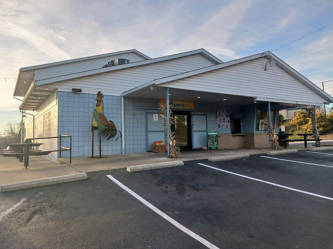 Pappy's (Uniontown): "No-frills counter service with a splash of lime green seating. Sometimes the most unassuming spots hide the crispiest chicken treasures!" 