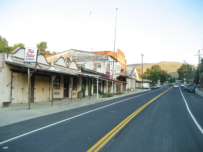 Blink and you might miss Austin, where the historic buildings stand as proud survivors along Nevada's "Loneliest Road" &ndash; Highway 50.
