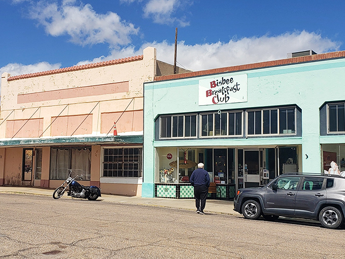 Step into this teal time machine where checkered tiles and comfort food transport you to a simpler time of breakfast perfection.