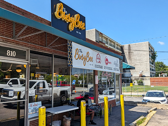 This unassuming facade houses chicken so legendary that even celebrities wait their turn for a taste of Atlanta history.