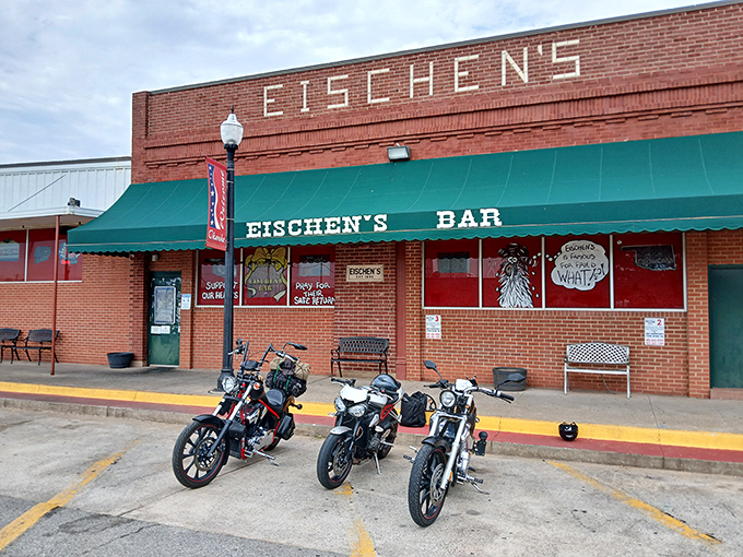 Eischen's Bar: Motorcycles parked outside Eischen's tell the story - people travel far and wide for this legendary chicken. Worth every mile!