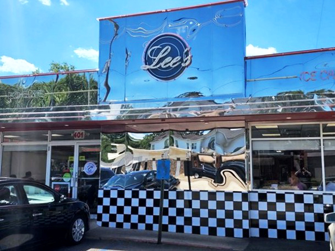 The neon glow of Lee's Drive In beckons hungry travelers like a lighthouse for those adrift in a sea of breakfast cravings.