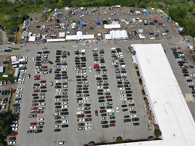 Parking paradise meets deal-seeker's dream. The Salem Flea Market's sprawling landscape could qualify as its own zip code.
