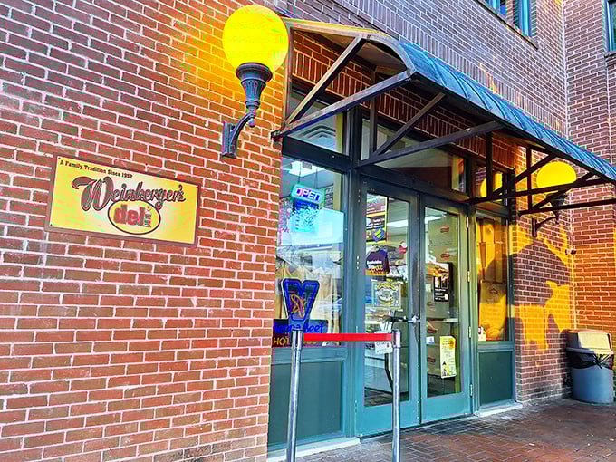 Yellow sign, brick walls, and a line of hungry folks&mdash;Weinberger's has all the telltale signs of a sandwich spot worth the wait.