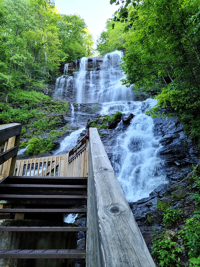 The perfect backdrop for your "I survived the stairs" selfie. Layers of ancient rock face host this magnificent liquid runway, putting fashion week catwalks to shame.