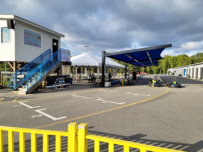 Command central awaits racers with its blue stairs leading to racing heaven &ndash; the starting point of countless friendly rivalries and victory stories.