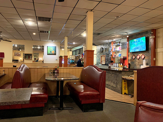 Red vinyl booths and simple tables set the stage where the real stars&mdash;fragrant broths and fresh ingredients&mdash;perform their delicious magic.