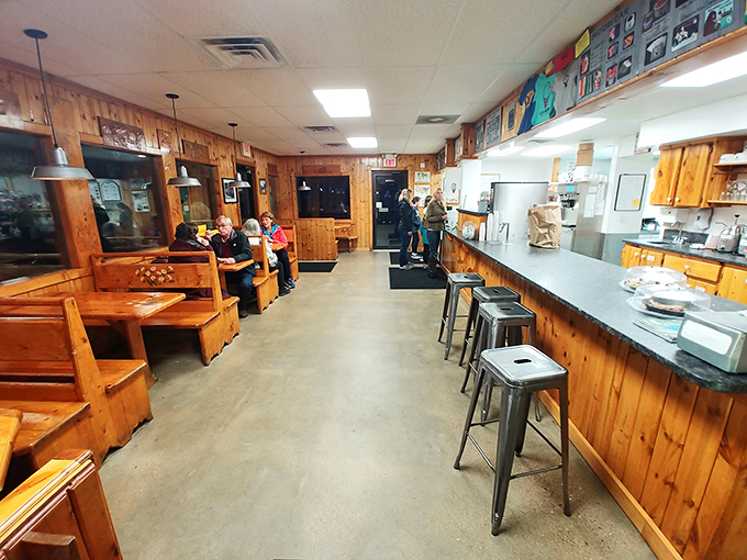 Wooden booths line the walls like pews in the Church of Frozen Delights, where worshippers gather to pay homage to cream and sugar.
