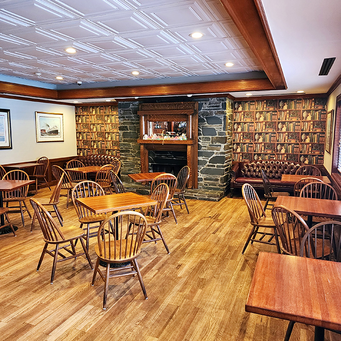 Old-school charm meets timeless comfort in The Colonnade's dining room. Those wooden chairs have witnessed countless first dates, family celebrations, and food epiphanies.