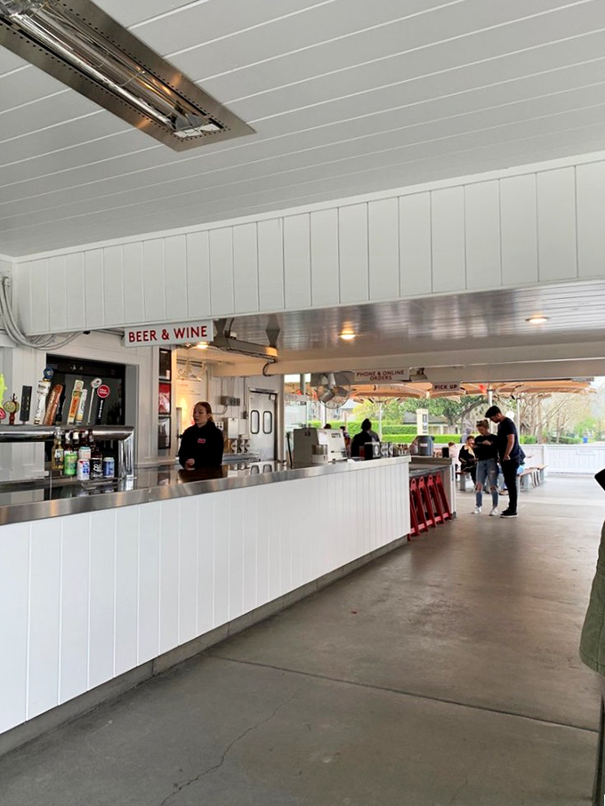 Simple, clean, and efficient&mdash;the ordering counter at Gott's where culinary dreams begin and hunger pangs go to die.