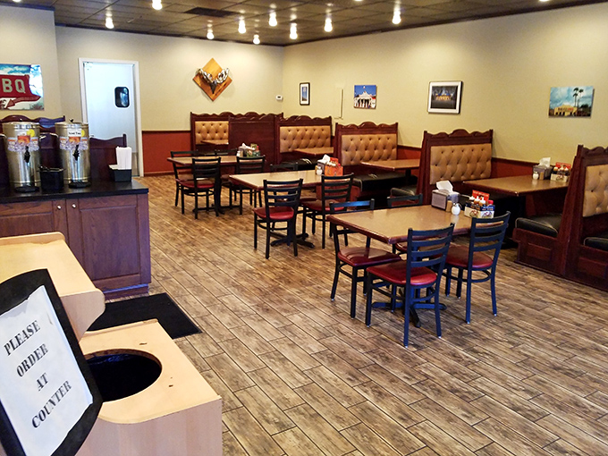 Inside, the no-frills dining room says, "We spent our money on the smoker, not the decorator." And that's exactly as it should be.