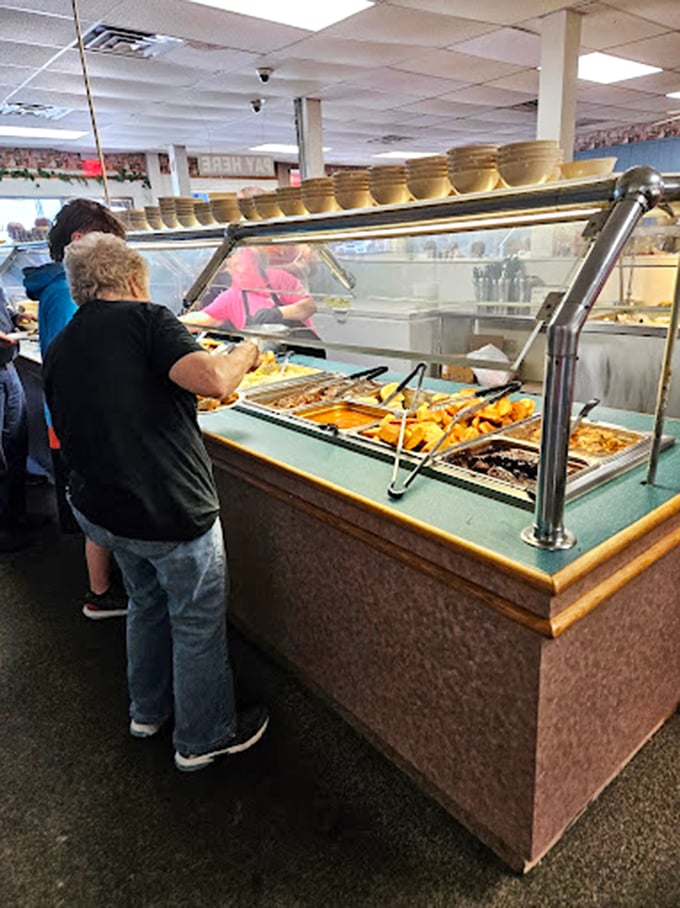 Where food brings people together. The blue-paneled walls have witnessed countless conversations between farmers, businesspeople, and everyone seeking comfort food paradise. 