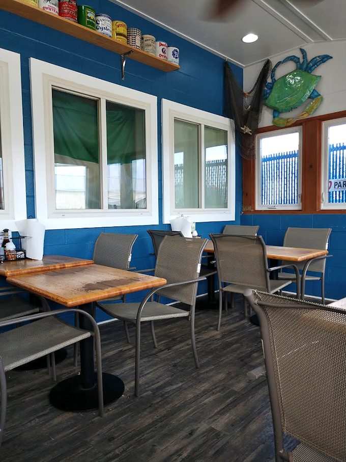 Simple blue walls adorned with fishing nets and crab decor tell you everything you need to know: this place prioritizes seafood over swank.
