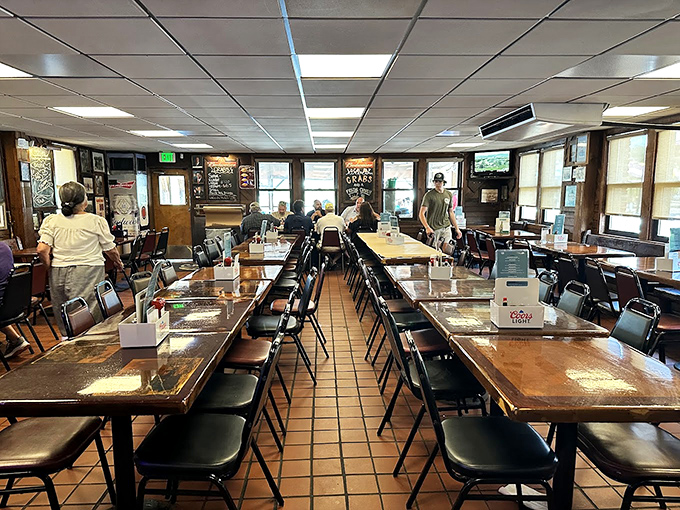 No white tablecloths here&mdash;just simple tables ready for the delicious mess that's about to unfold. The best seafood experiences rarely come with fancy napkins.