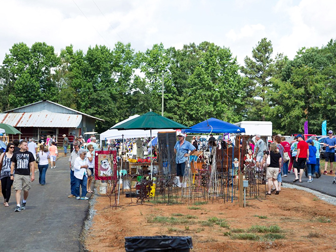 Under blue skies and white tents, Big Creek Trade Days transforms shopping into an outdoor adventure worth the drive.