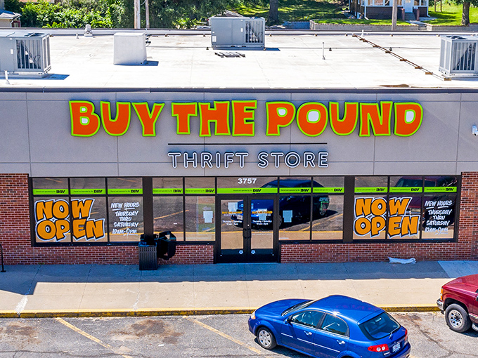 "Buy The Pound" isn't just a name&mdash;it's a thrilling invitation to treasure hunters. Fill your bags with fashion gold without emptying your wallet!