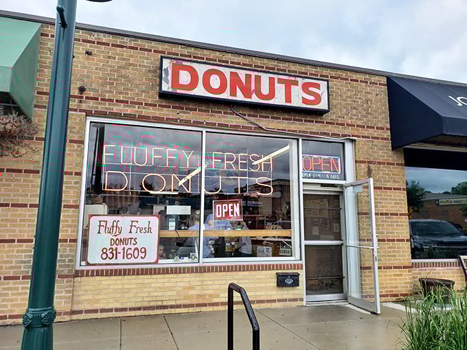 Fluffy Fresh's vintage brick fa&ccedil;ade and neon sign promise a time-traveling sugar rush. This place was Instagram-worthy before Instagram existed!