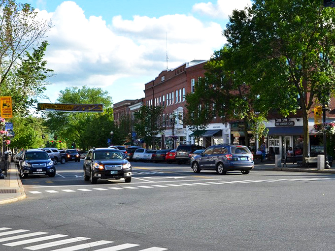 Hanover's tree-lined streets and classic architecture create the perfect backdrop for pretending you're in a Nancy Meyers film.
