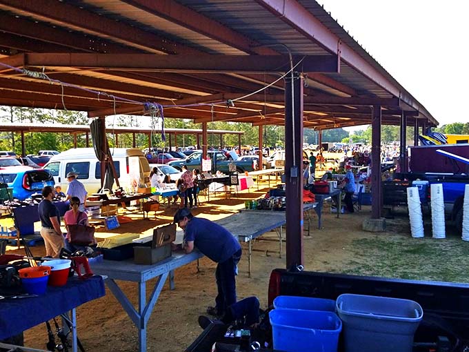 Sadie's rustic welcome center promises an authentic slice of Americana where patriotism and bargain hunting go hand in hand.
