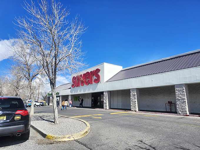 Savers on Carlisle &ndash; where one person's "I'm over it" becomes another's "I've been looking everywhere for this!"