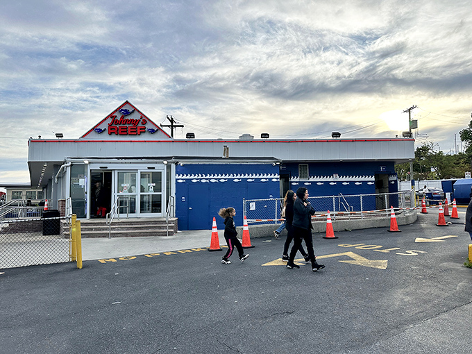 "Oysters, Clam Chowder, Shrimp, Clams" &ndash; the sign reads like poetry to seafood lovers and a siren call to the hungry.