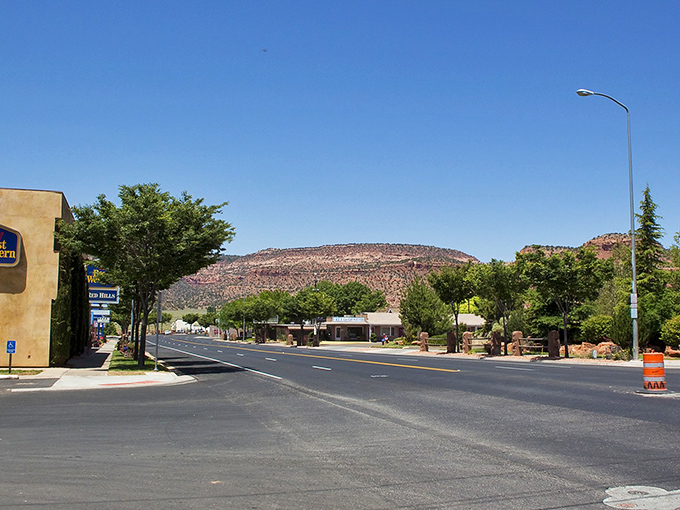 Red brick, blue skies, and reasonable rent &ndash; Kanab's architectural charm doesn't come with big-city price tags.