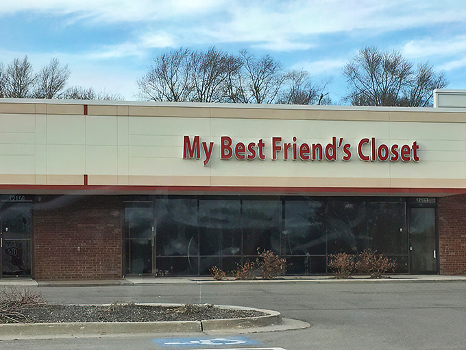 My Best Friend's Closet: This unassuming storefront hides more stylish gems than your most fashionable friend's walk-in closet. The secret's out!