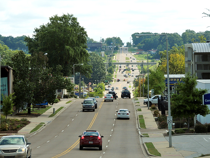 The kind of downtown where bookstores have rocking chairs and coffee shops remember your order. Oxford's charm is no accident. 
