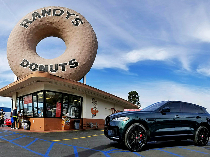 Like the Hollywood sign of fried dough, Randy's giant rooftop donut promises—and delivers—a classic California experience worth the pilgrimage.