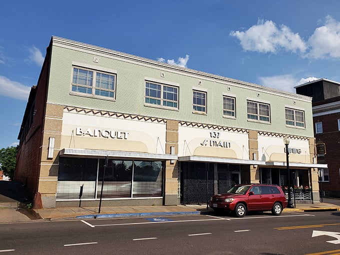 Flavor on Main isn't just a name&mdash;it's a mission statement. This venue transforms local ingredients into memorable meals that would make Julia Child nod approvingly.