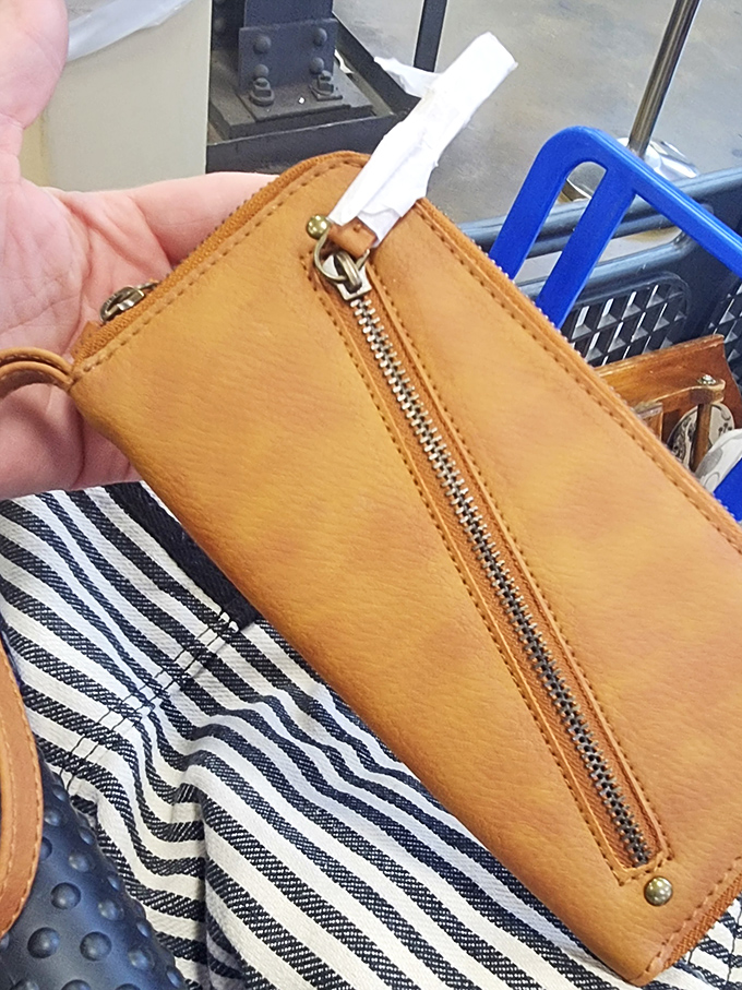 Someone's castoff leather wallet becomes tomorrow's treasure &ndash; at pennies per pound, even designer items become delightfully affordable discoveries.